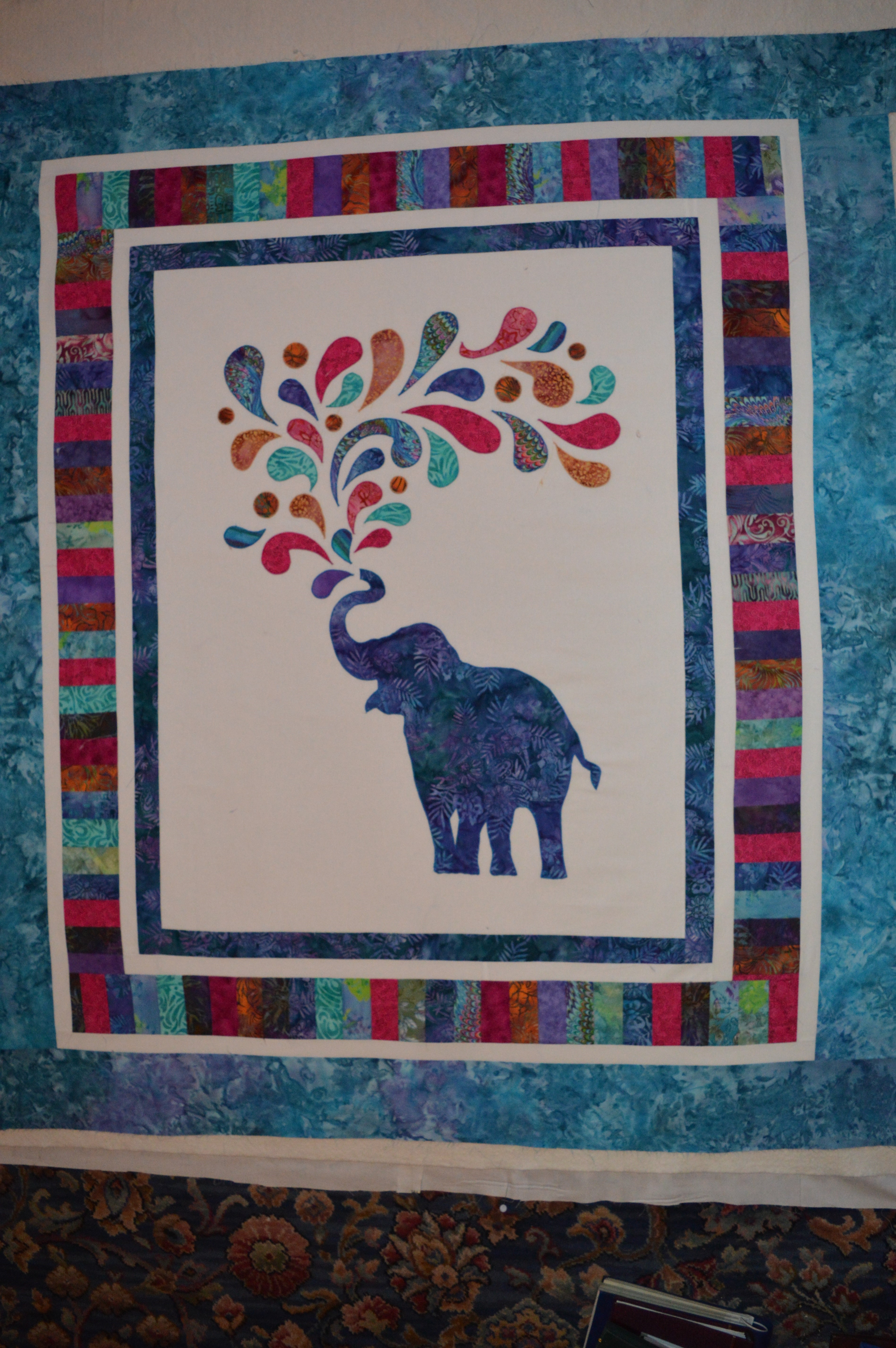 Paisley Splash Quilt | thecraftycreek