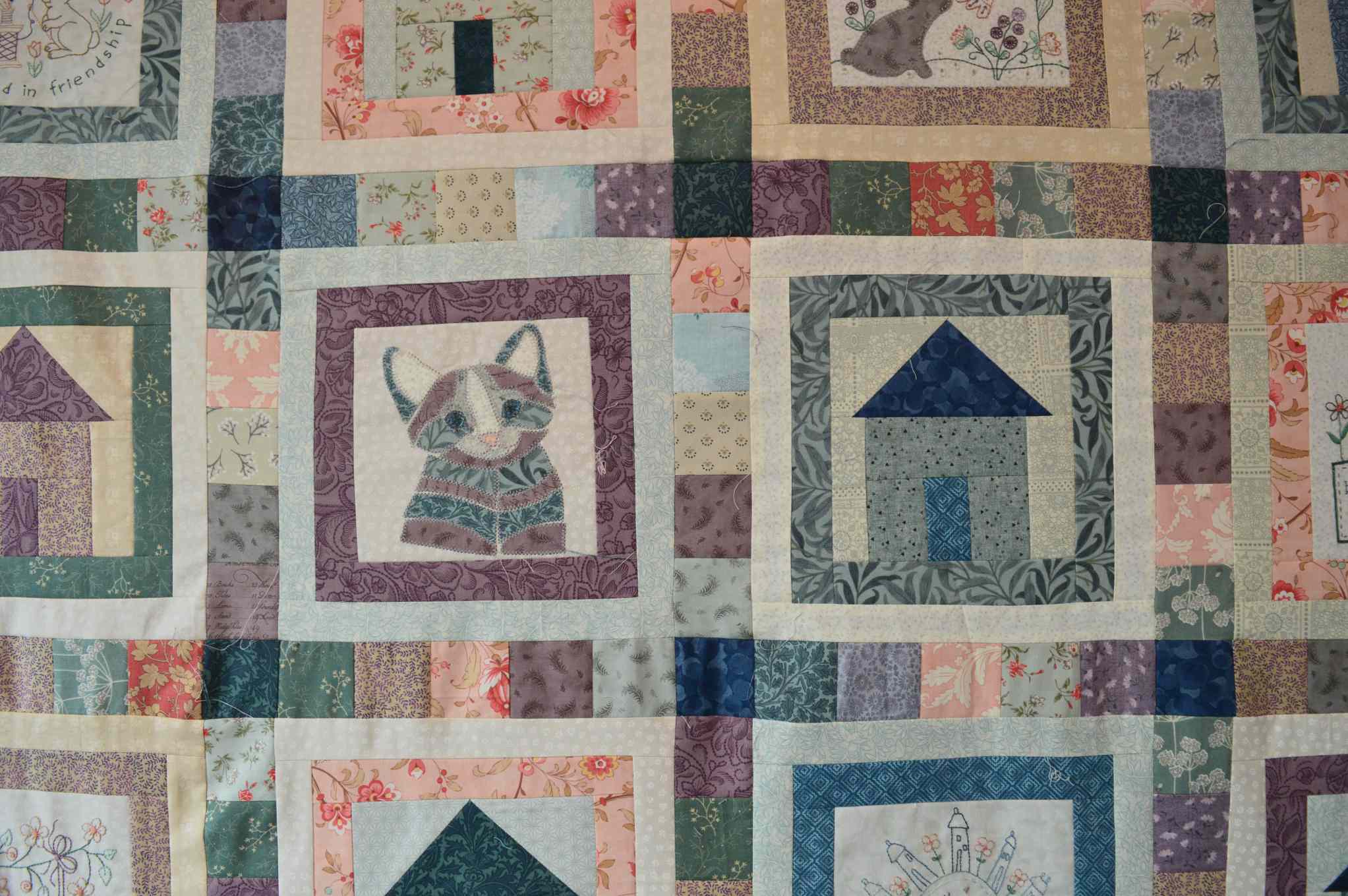 Staying Home Quilt | thecraftycreek