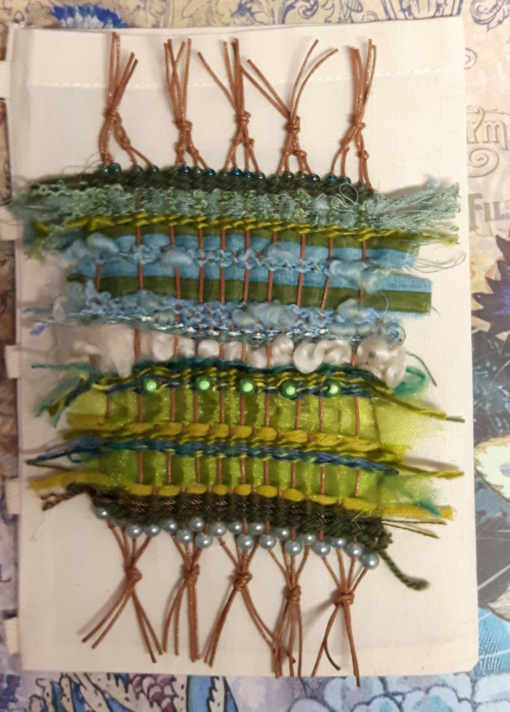 Weaving In and Out | thecraftycreek