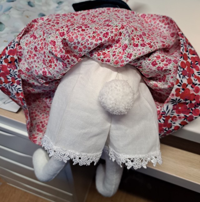 Little Miss Rabbit | thecraftycreek