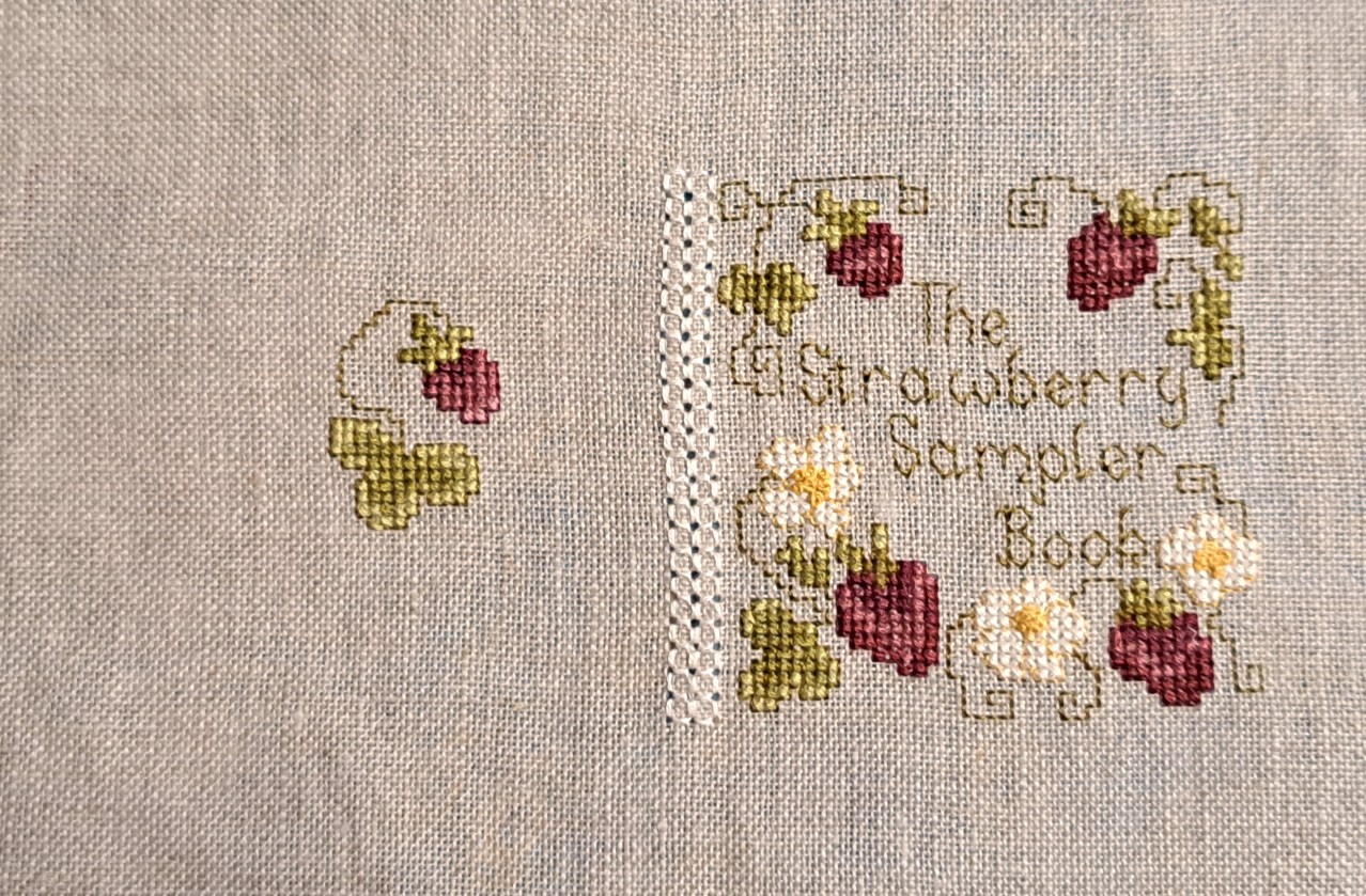 Strawberry Sampler Book | thecraftycreek